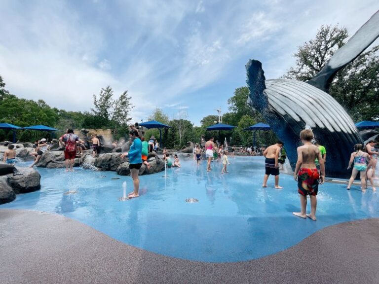 Our Visit To The Omaha Zoo + Helpful Zoo Tips! - It's Jolene